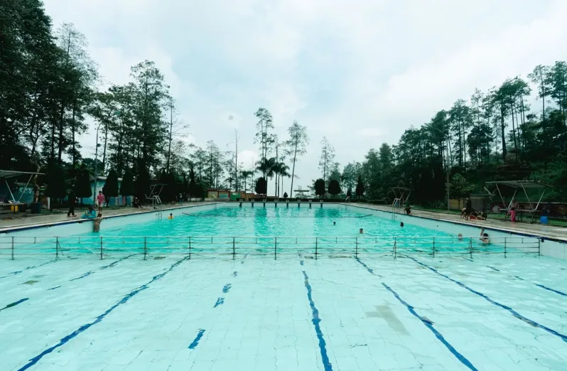 Panduan Lengkap Liburan di Padusan Hot Spring, Mojokerto!