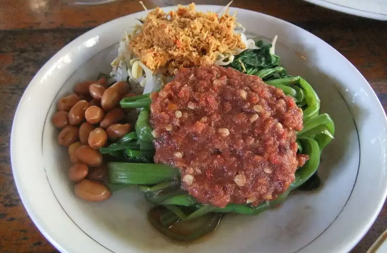 12 Makanan Khas Lombok yang Lezat & Dijamin Bikin Ketagihan