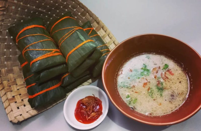 5 Resep Buras, Makanan Khas Sulawesi yang Nikmat Disantap!