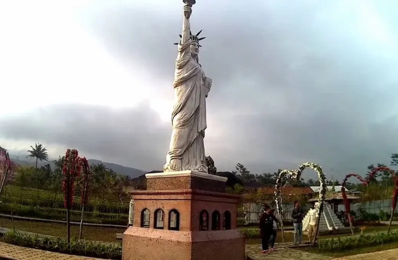 20 Tempat Wisata di Banyumas yang Lagi Hits Tahun 2023