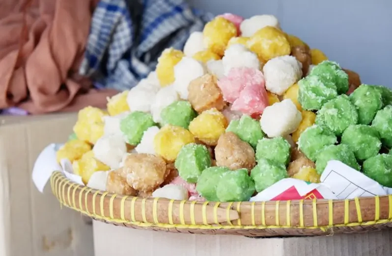 25 Oleh-Oleh Khas Kudus yang Paling Populer