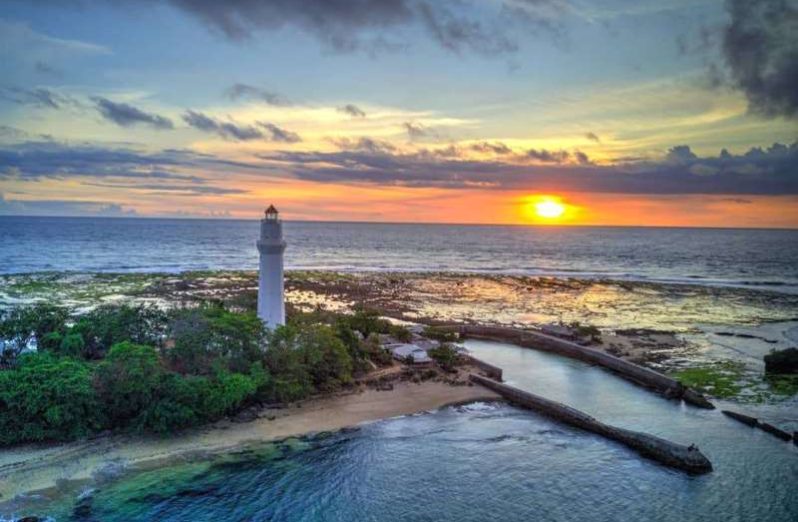 Mengintip Keindahan Pantai Santolo, Salah Satu Pantai Terindah di Jawa ...