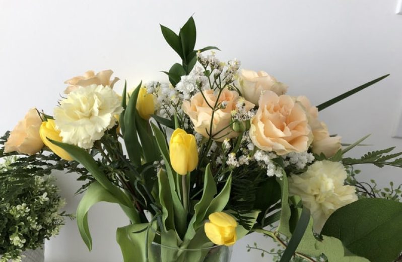 Ikuti Tips Berikut Ini Agar Bunga Potong Kamu Lebih Tahan Lama