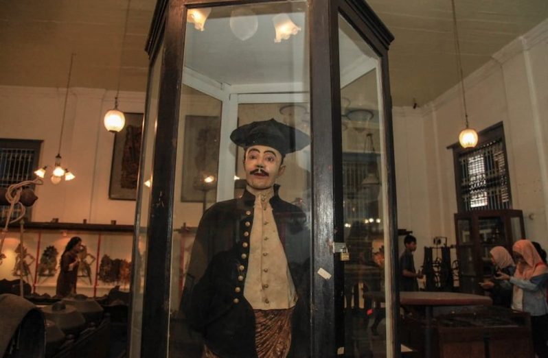 Sejarah Museum Radya Pustaka, Museum Tertua di Indonesia