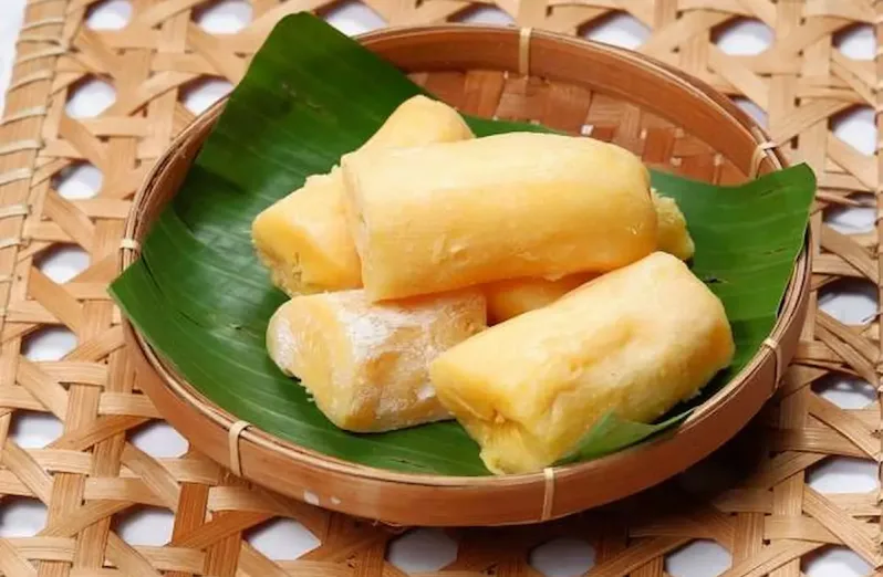 27 Oleh-Oleh Khas Jawa Barat yang Wajib Kamu Coba!