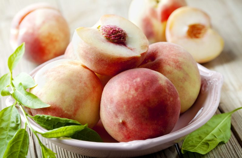 Mengenal Korean White Peach, Buah Premium Nikmat yang Sedang Viral!